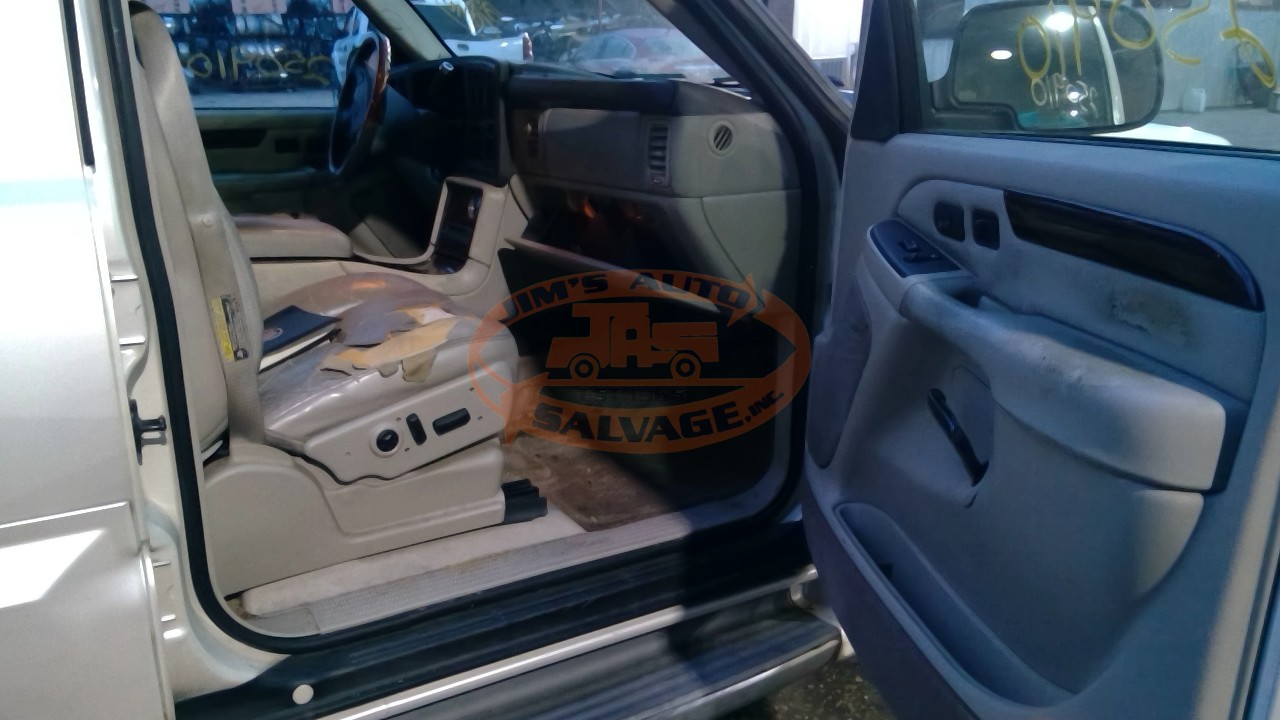 2003 CADILLAC ESCALADE ESV 03-06 Front Axle; W/o Protective Cover Axle ...